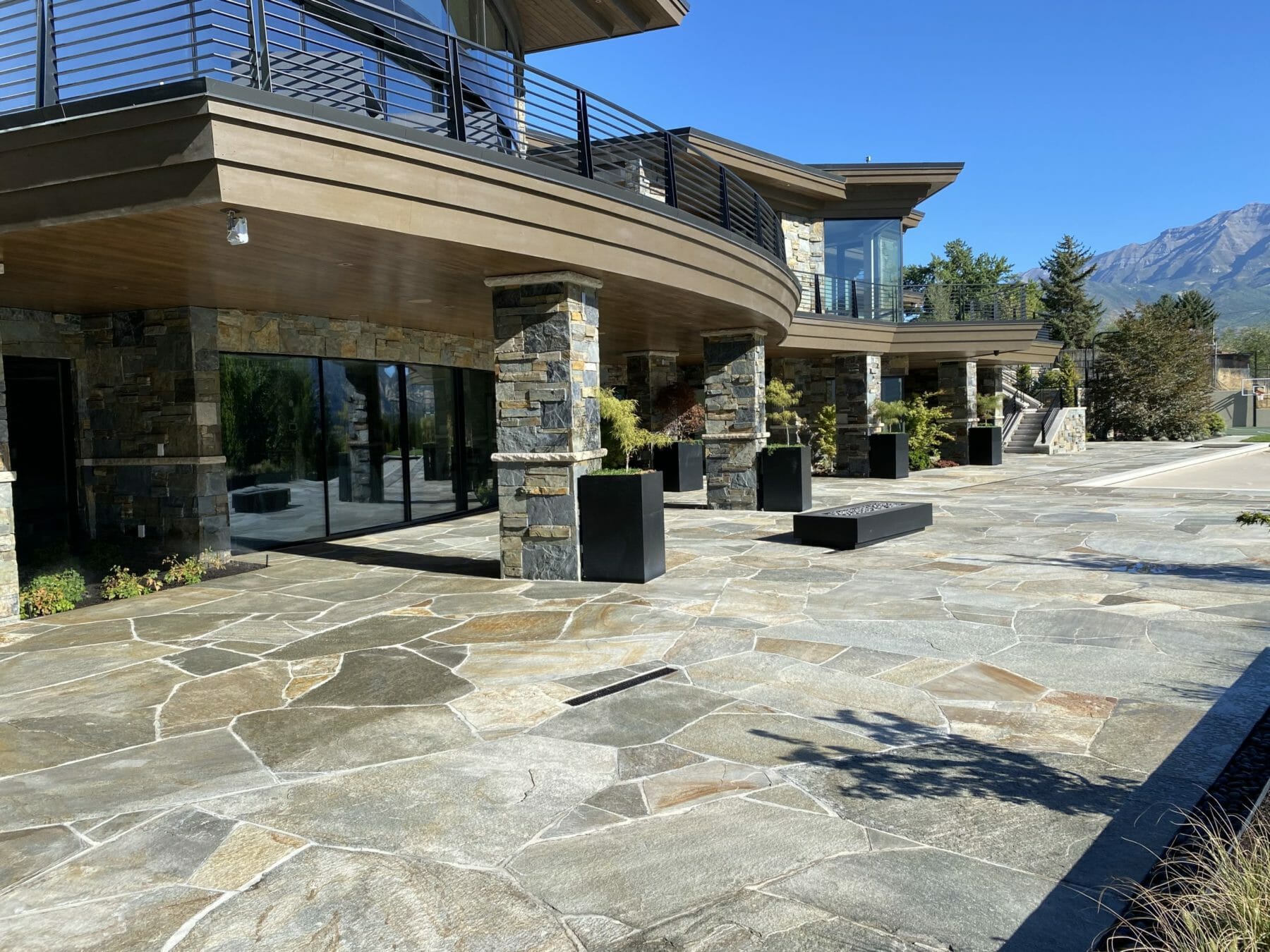 Silver Quartzite - Artistic Stone Masonry